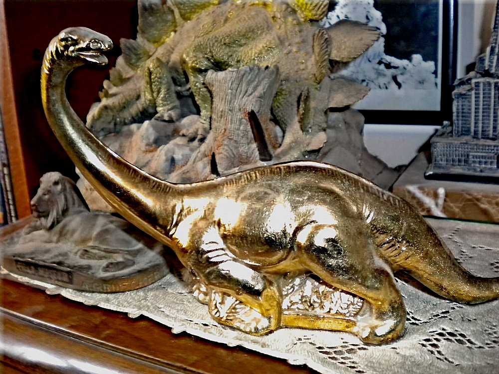 Metal Sinclair “Brontosaurus”